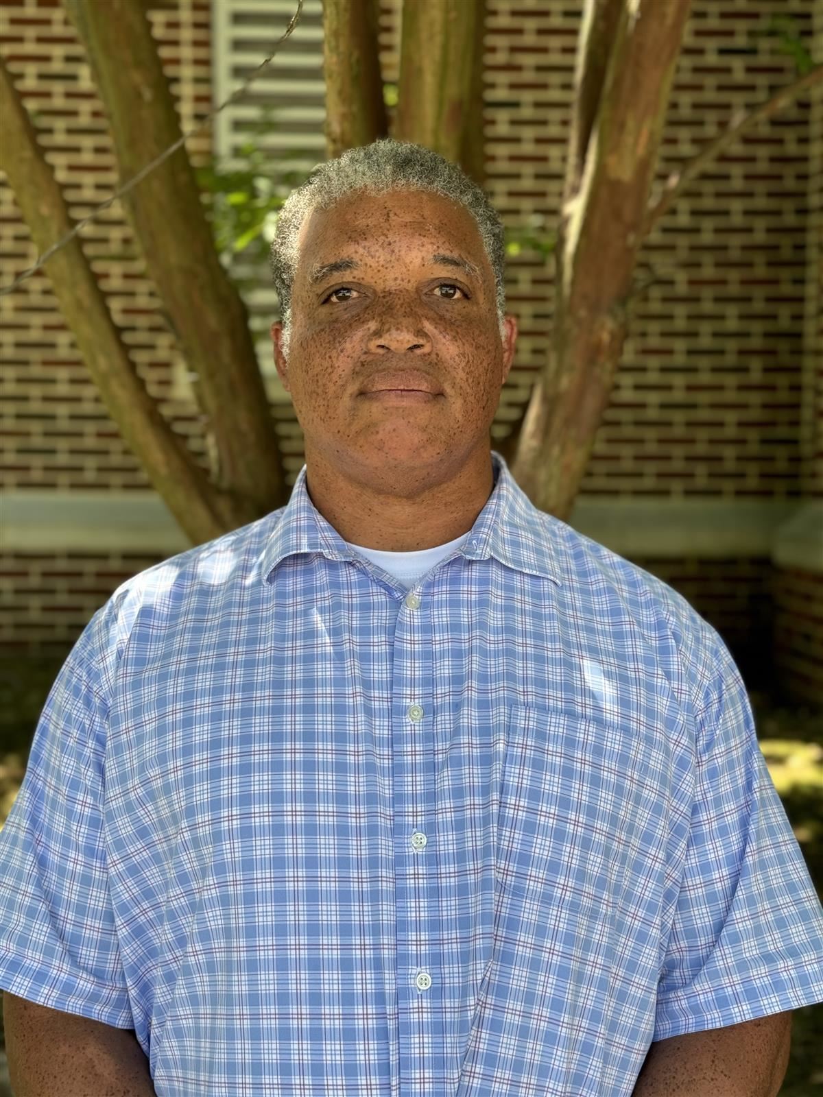 Boys' Soccer / Meet the Coach