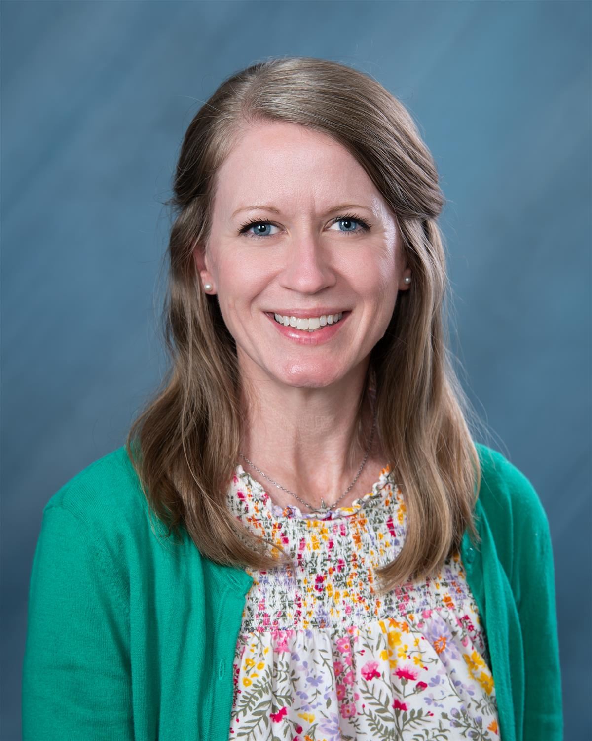 Cherry, Traci-ESL / Meet Mrs. Cherry