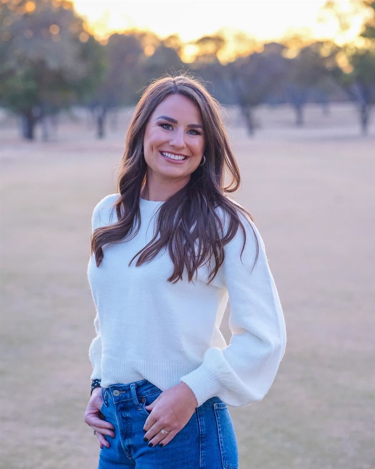 Story, Amanda (4th Grade) / Meet the Teacher